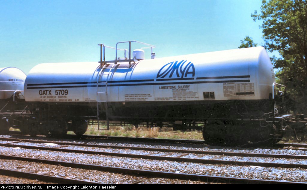 GATX 5709 in OMYA paint
