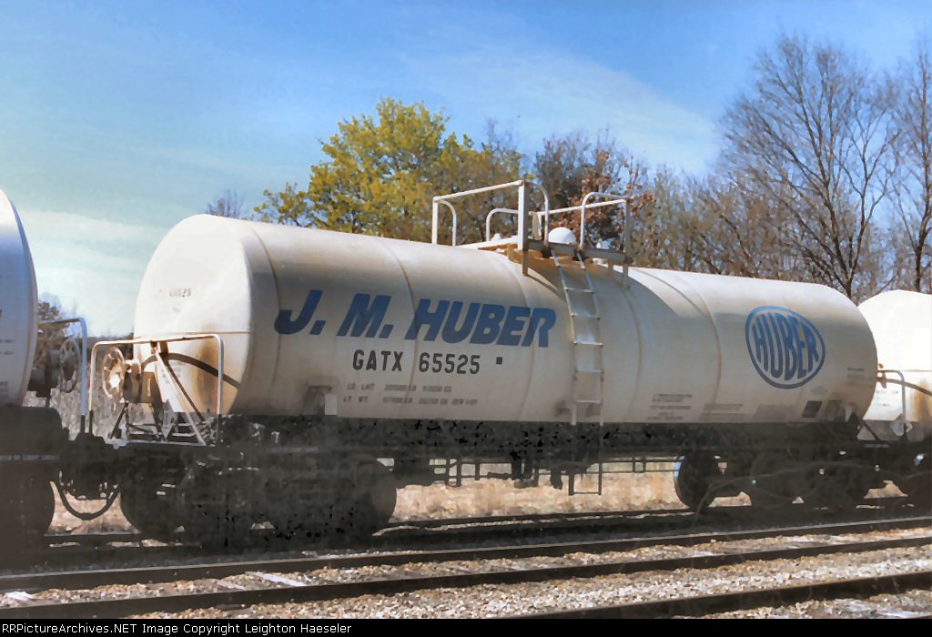 GATX 65525 in J.M. Huber paint