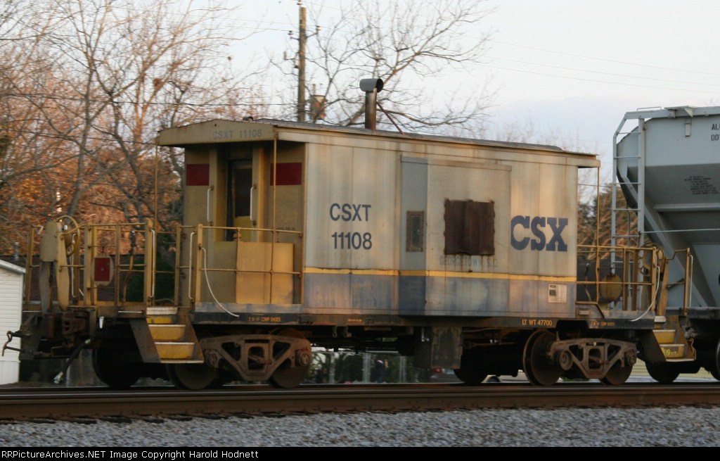 CSX 11108 heads towards Bennett Yard