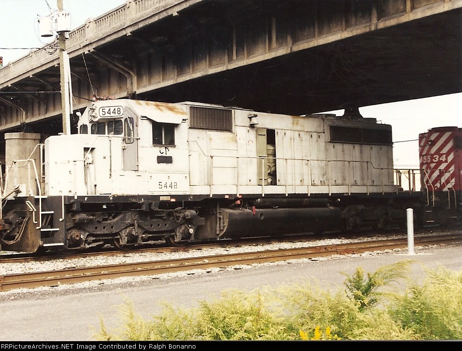 A non-dynamic brake equipped second hand SD40-2 sits under Rte 46