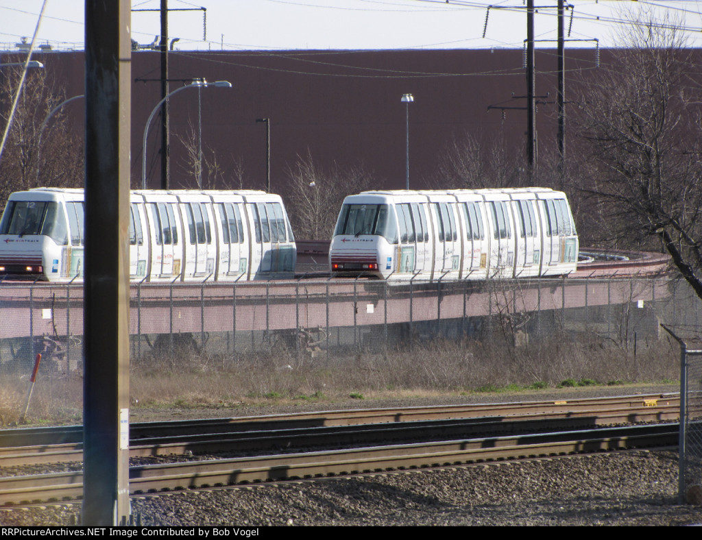 EWR AirTrain meet