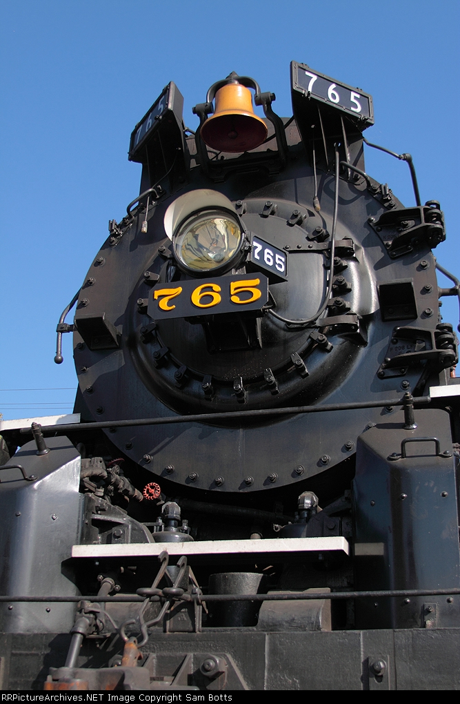 NKP 765