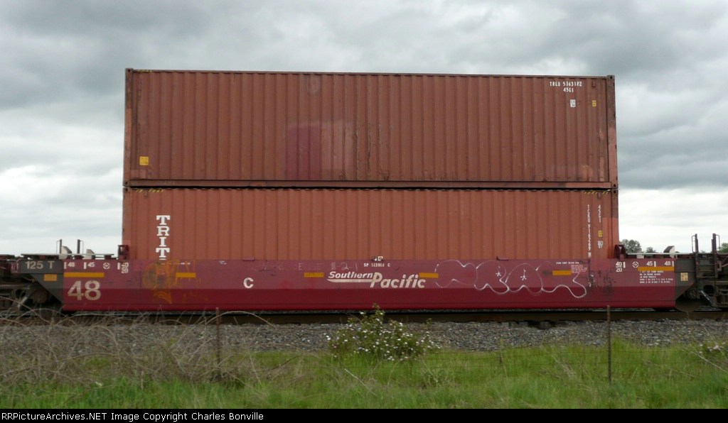 SP 513918, section C; TRLU 536318; TCKU 916269