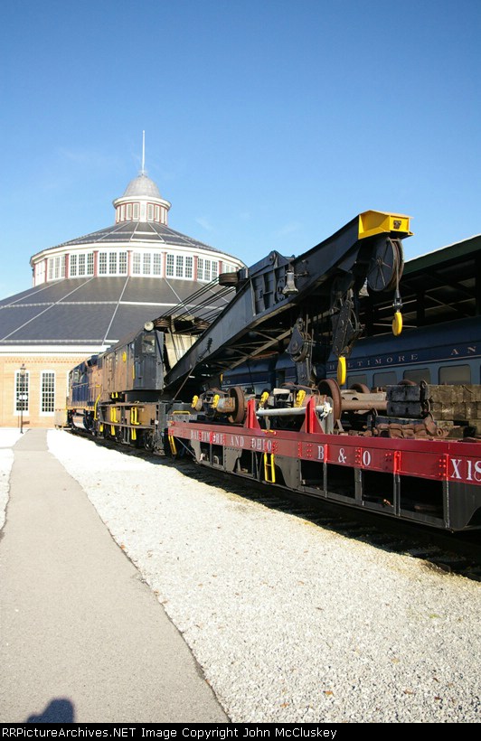 Relief crane and the dome