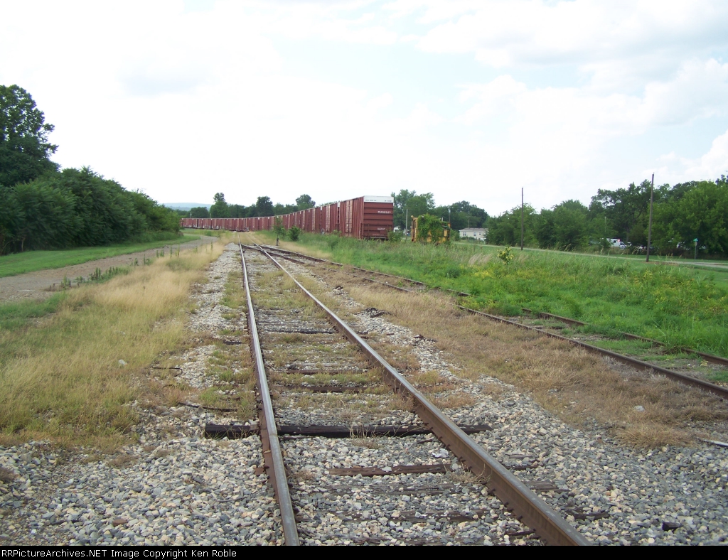 AOK (ex-RI) main looking west