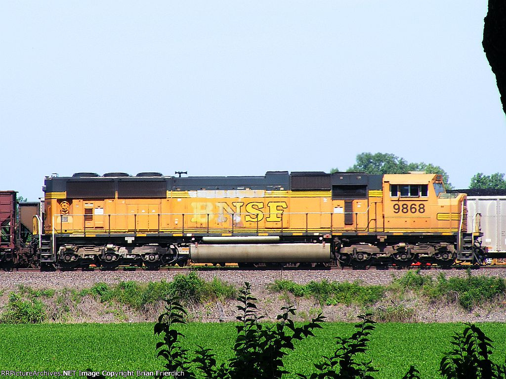 BNSF 9868