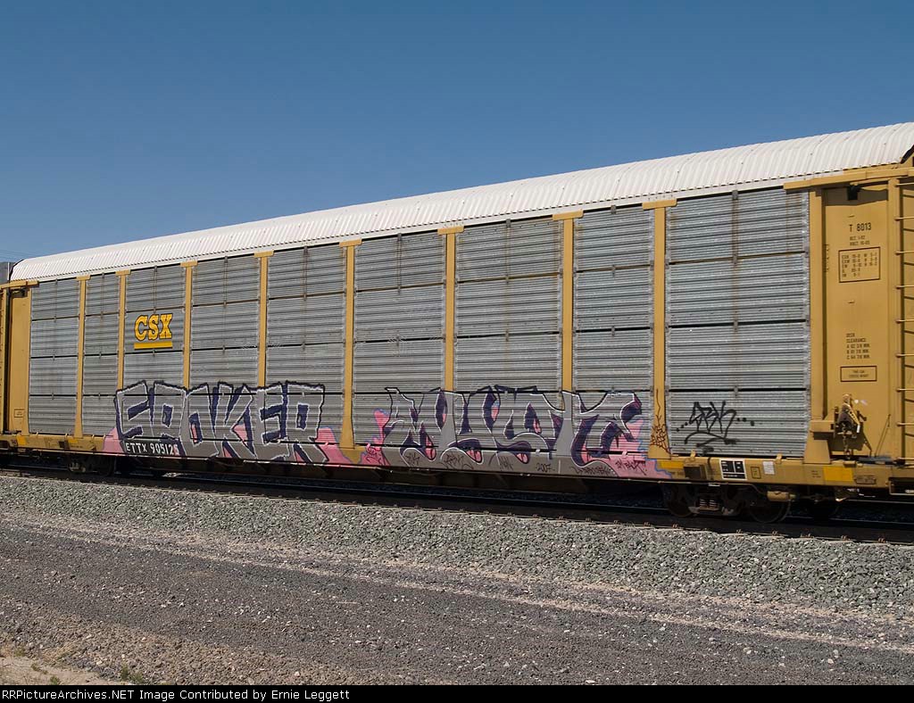 ETTX 905125 in an EB autorack at 2:33pm