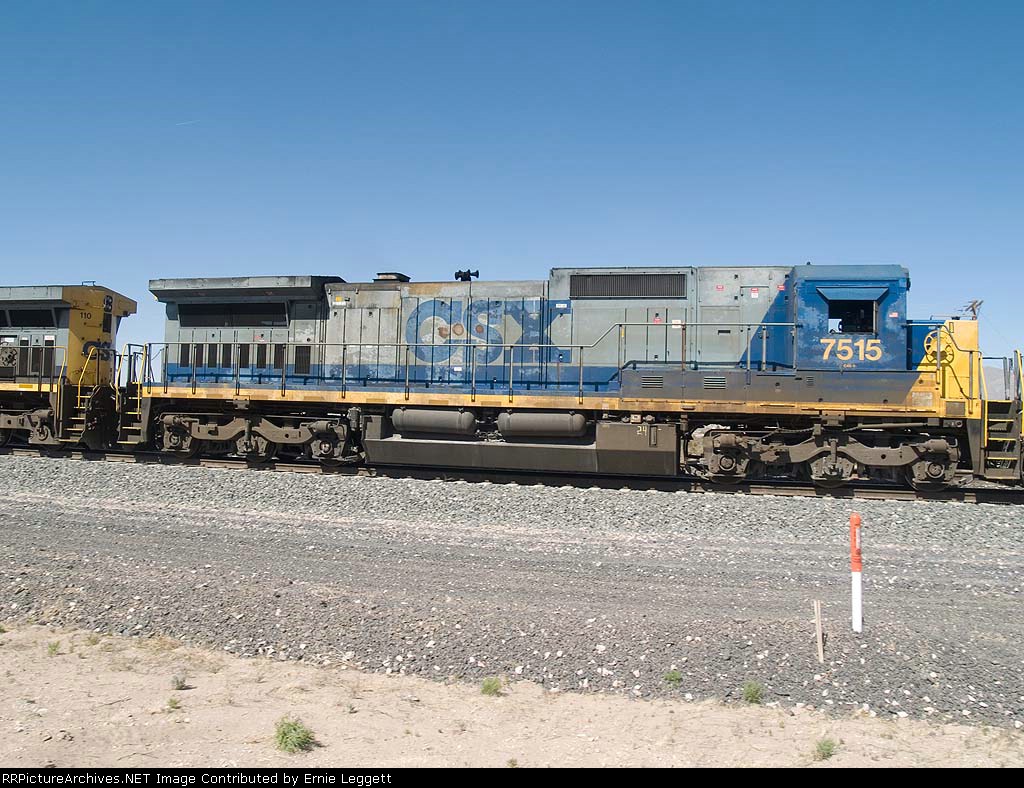 CSX 7515 #2 power in an EB doublestack ILBNO (Long Beach - Naw Orleans ...