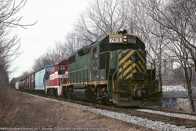 Delaware & Hudson EMD GP-39-2 7410