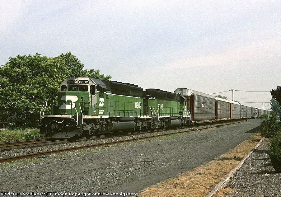 Burlington Northern EMD SD-40-2 6802