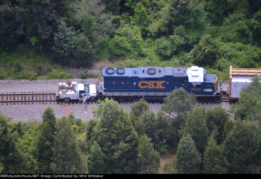 HiRailer vs CSX Train