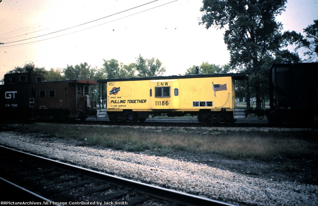 CNW caboose #11186