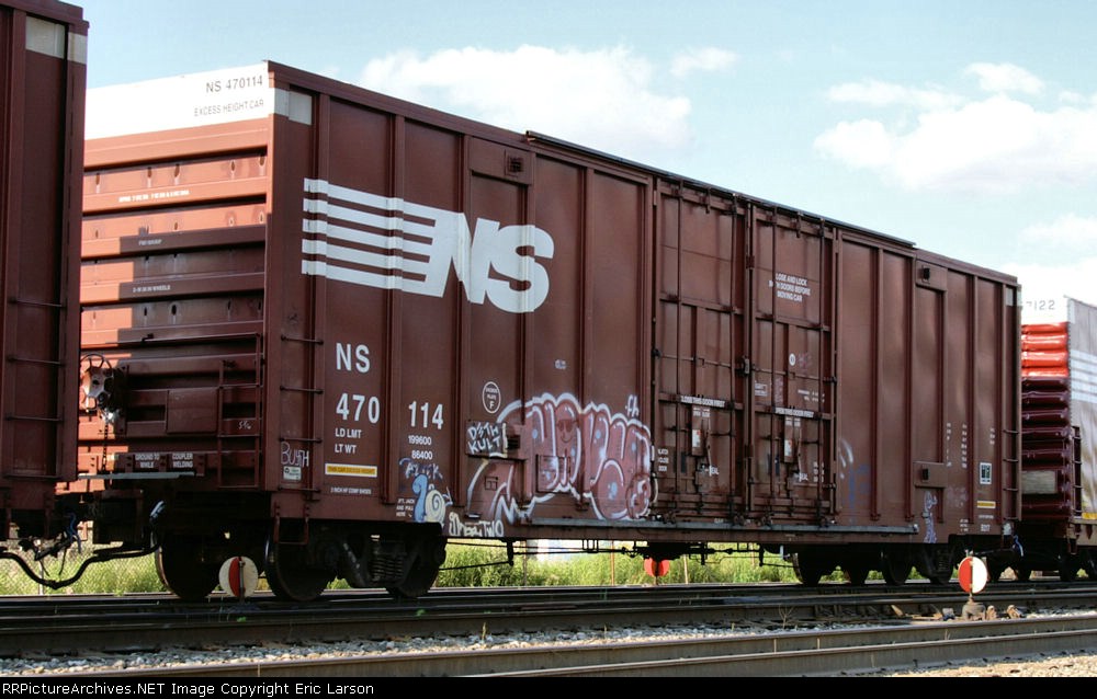 NS 470114