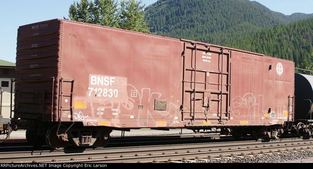 BNSF 712830