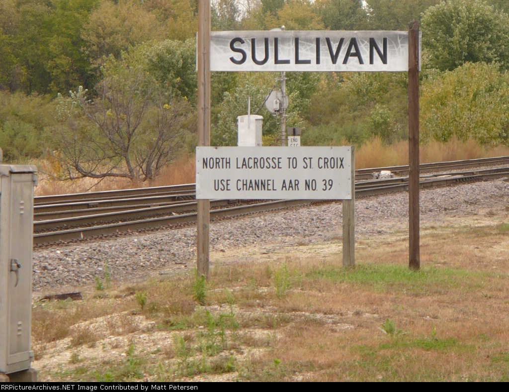 Station Sign Sullivan