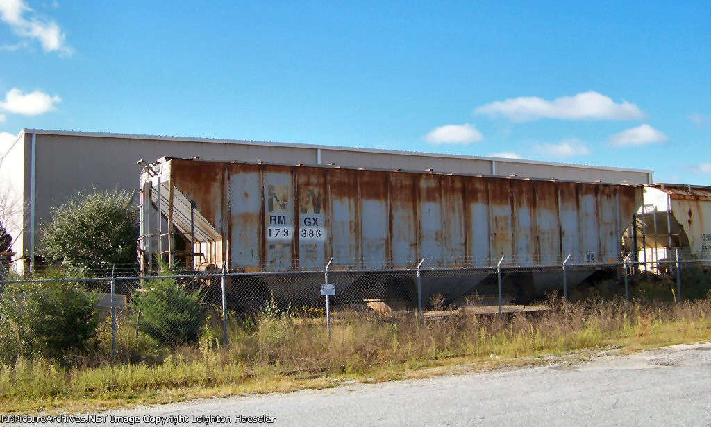 RMGX 173386 (ex-RCPX 173886, ex-NW ?)