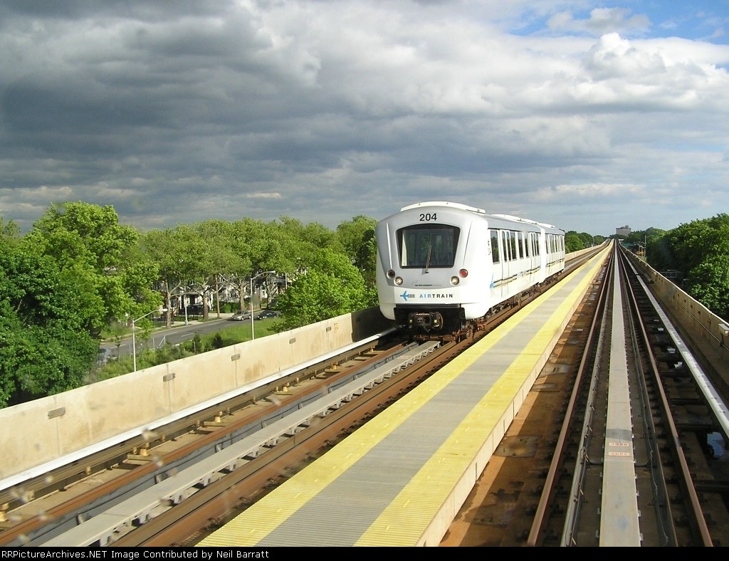 AIRTRAIN 204