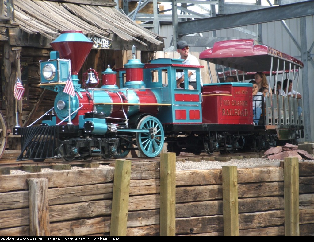 Cliff's Amusement Park's Rio Grande Railroad 4-2-4 #1863