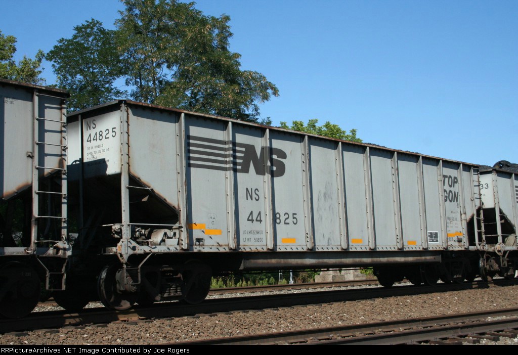NS 44825