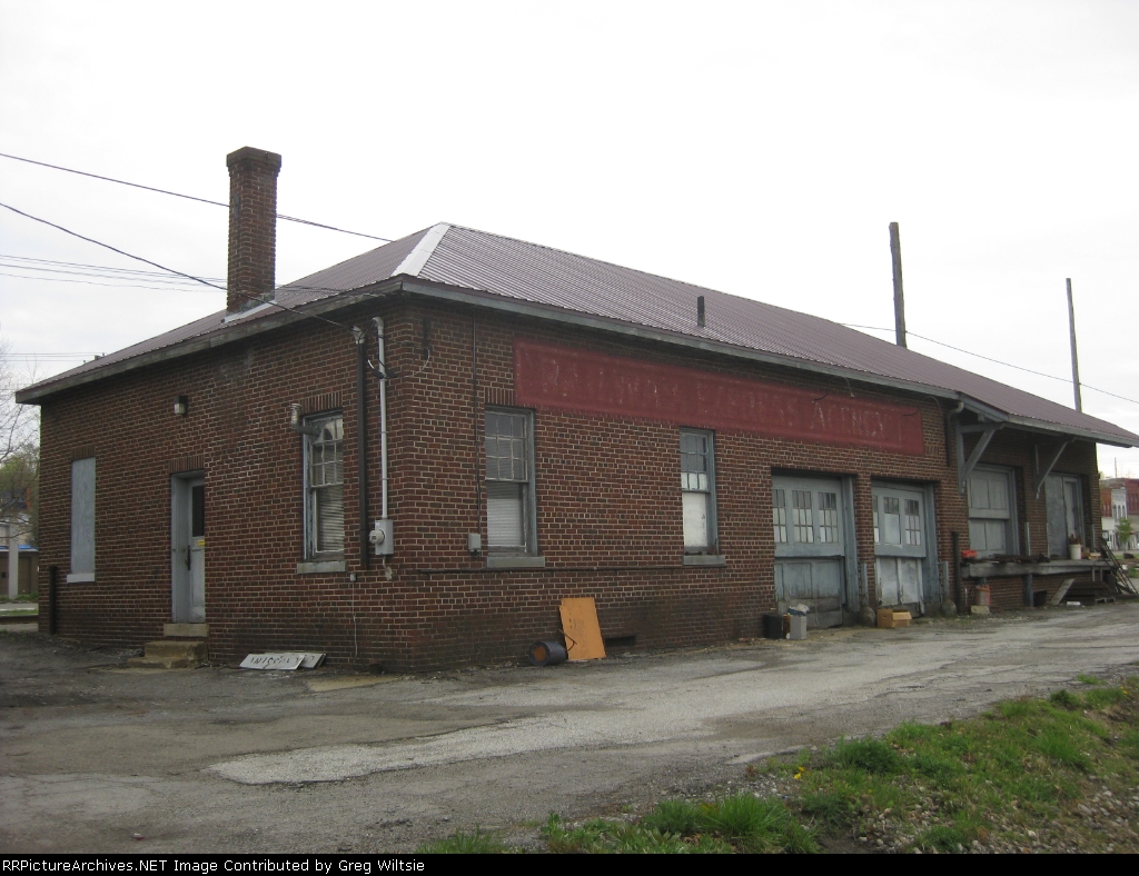Former Railway Express Agency Station