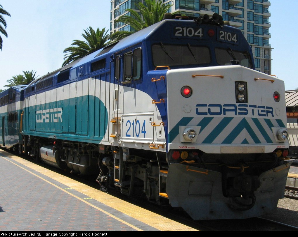 SDNX 2104 sits at the station