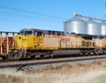 Pictures of UP 6761