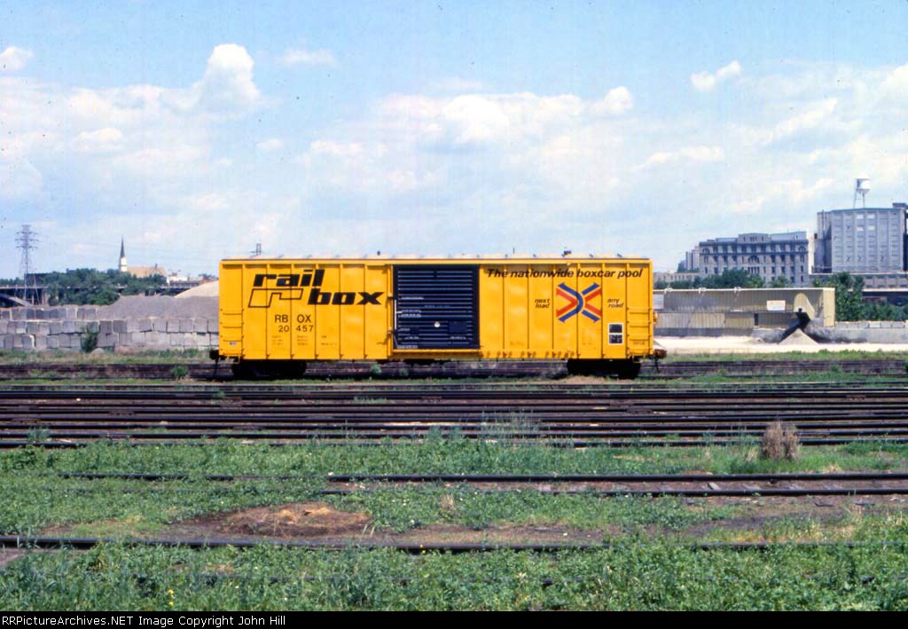 1172-03 RBOX 20457 at C&NW Railway Transfer Yard