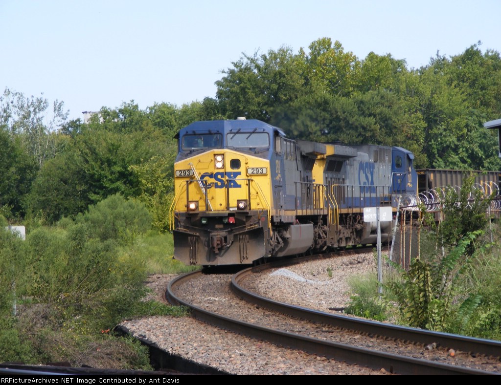 CSX 293 leading a rock train