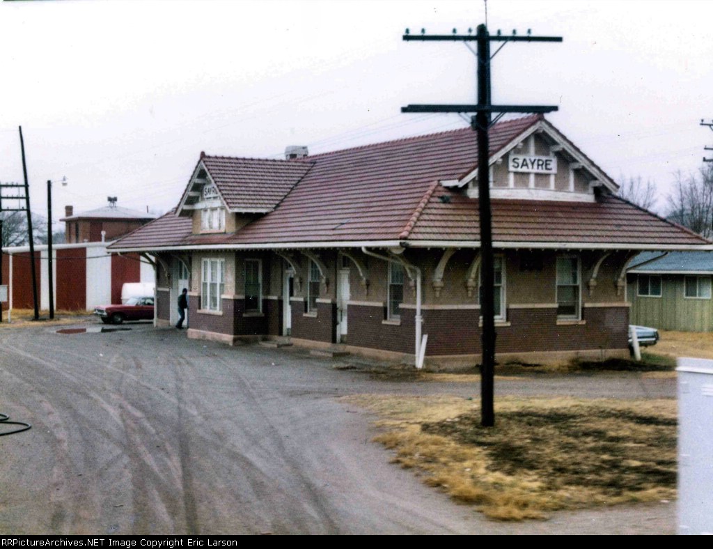 Sayre Depot
