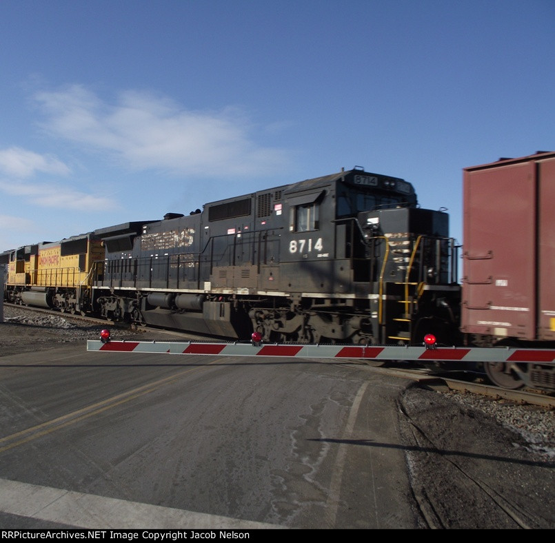 NS 8714