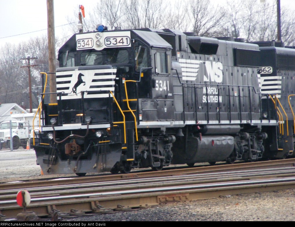 Roster Shot of NS 5341