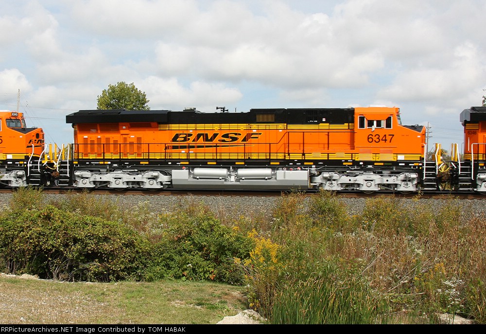 BNSF 6347 on CSX Q393-23