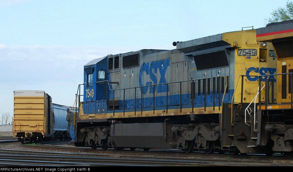 CSX 7549