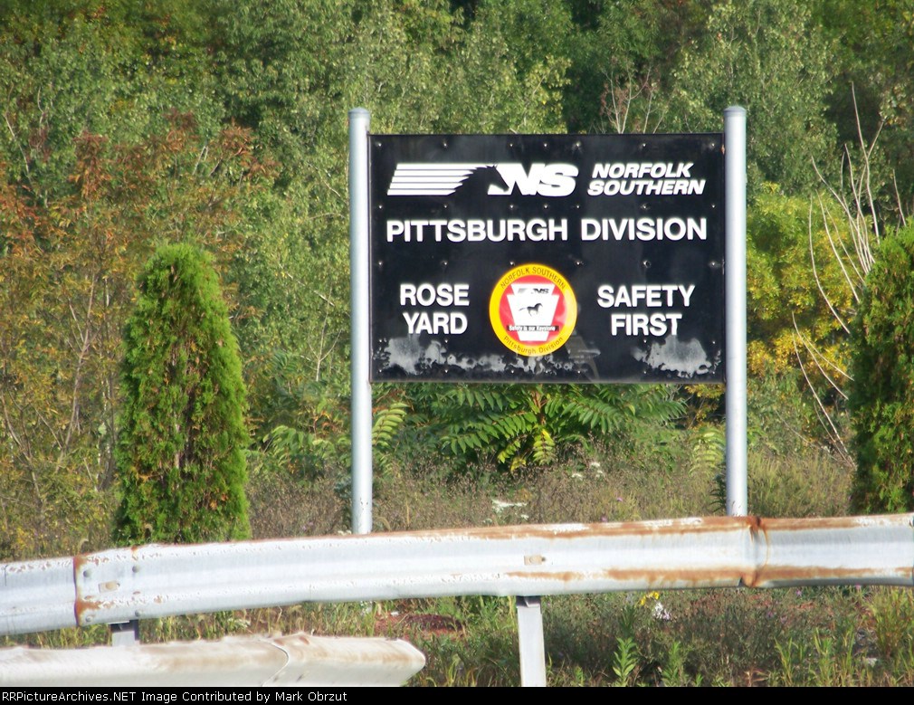 Norfolk Southern Rose Yard sign