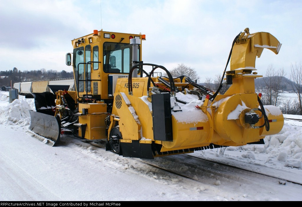 Snow Plow/Remover at Huntsville Station
