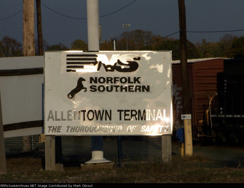 Norfolk Southern Allentown Yard sign