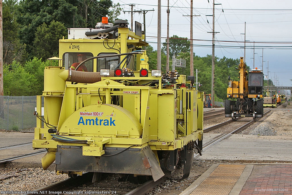Amtrak track crew (MOW) Dowagiac