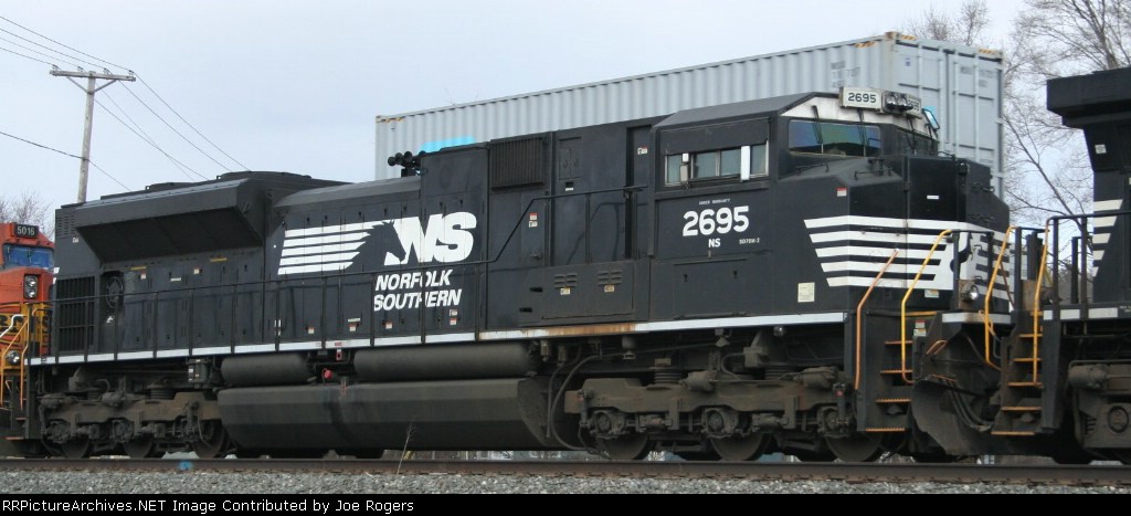 NS 2695