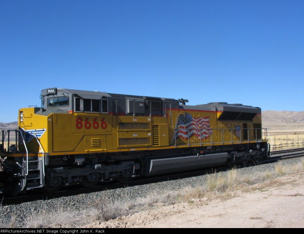 UP 8666