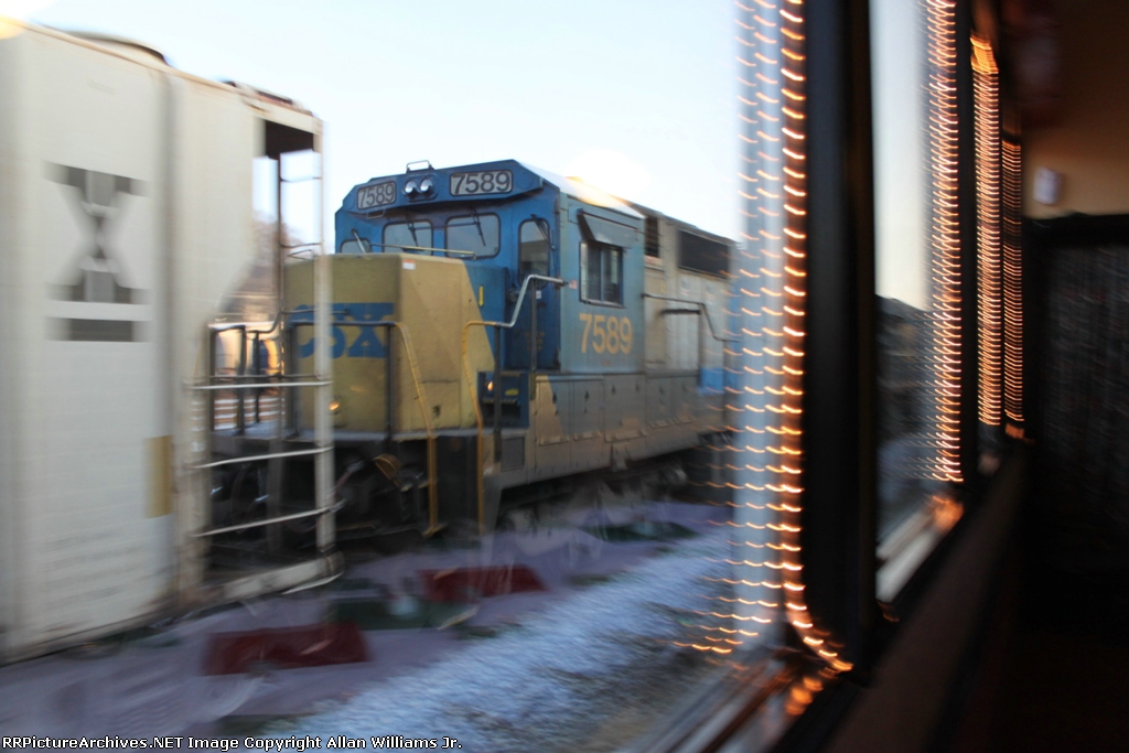 CSX 7589