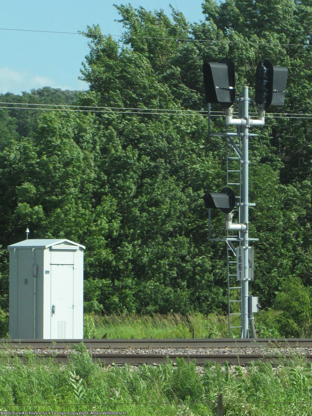Picture Categories: Scenic,Signal,Track
