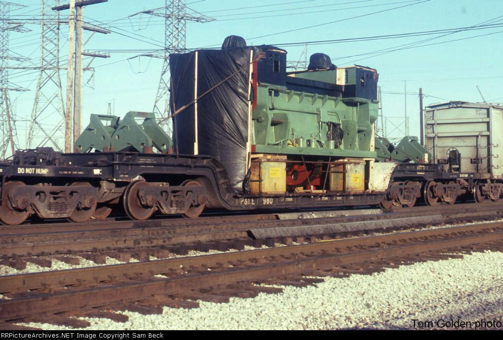 PLE 980--Depressed Center Flatcar