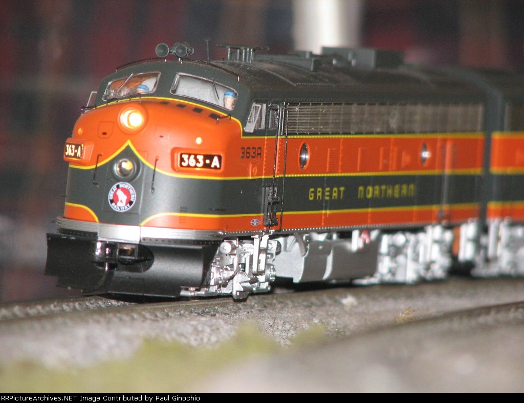 HO Scale Diesel Engine