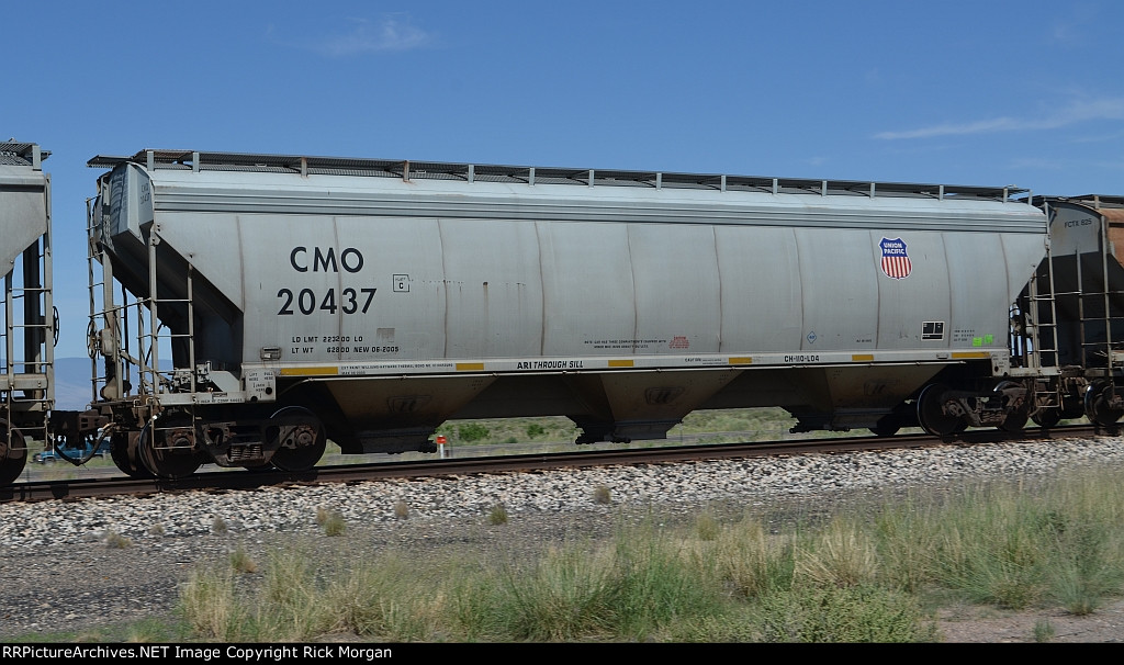 CMO Covered Hopper 20437