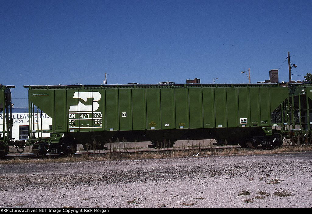 BN Covered Hopper 471370