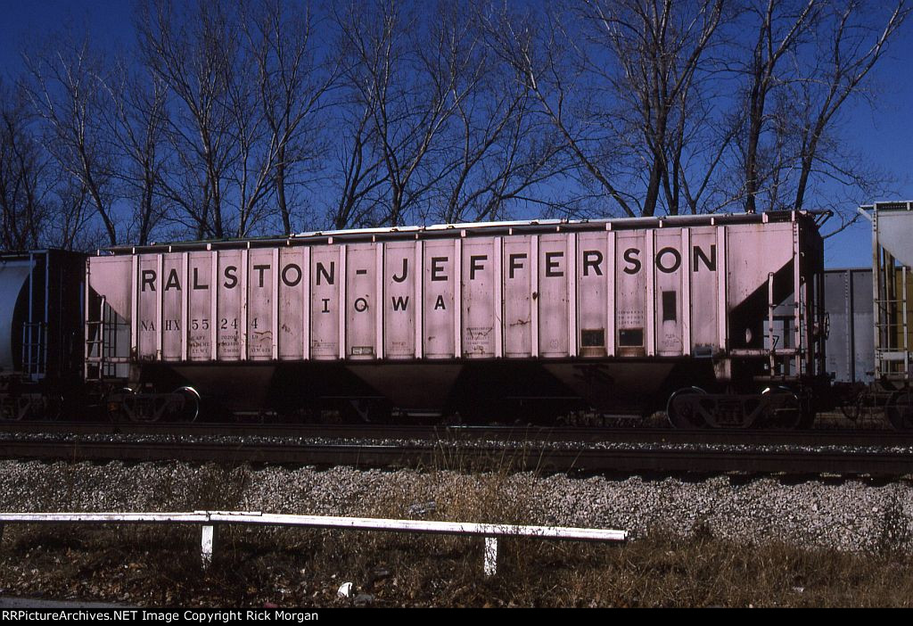 NAHX Covered Hopper 55244