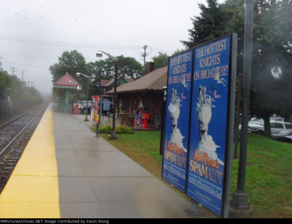 Suffern station