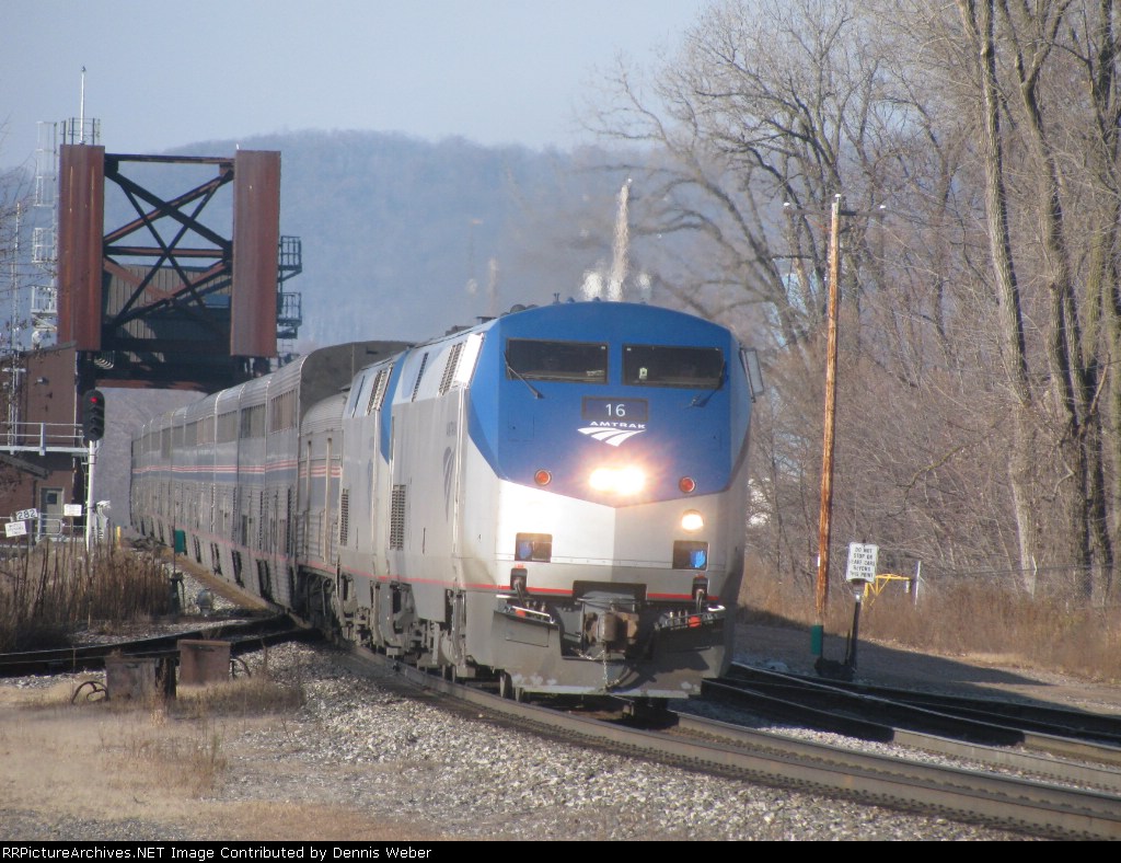 Amtrak 16 >CP's & Tomah Sub.