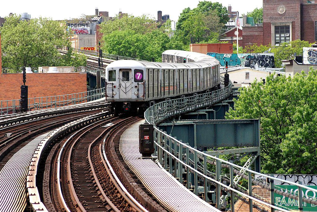 MTA #7 (IRT-Flushing)
