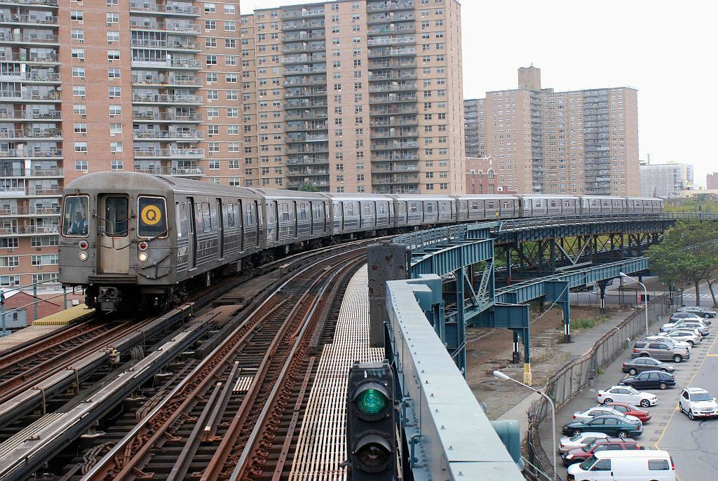 MTA Q Line arriving West 8th St